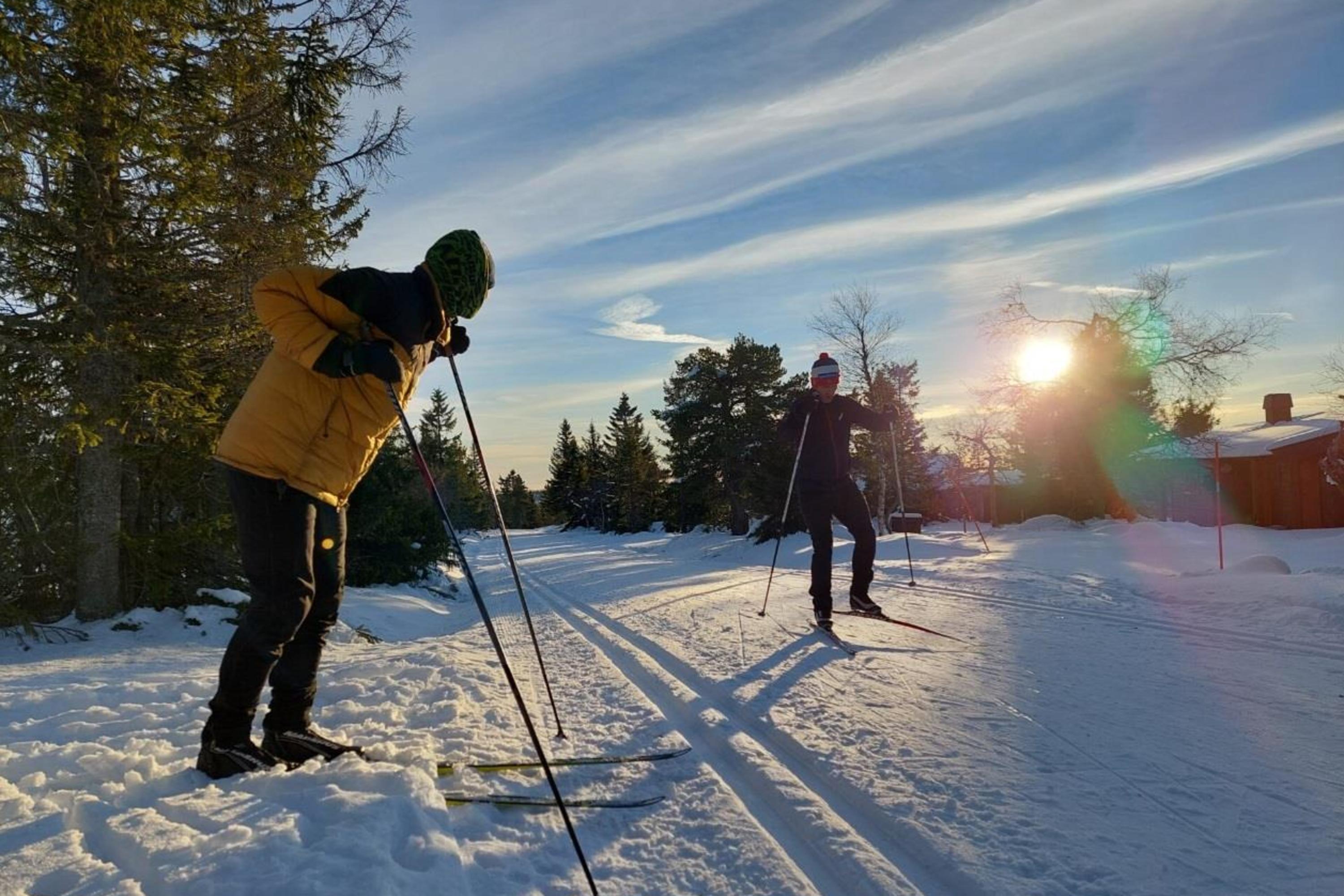Skikurs i langrenn på Budor, Løten - Visit Øst-Norge